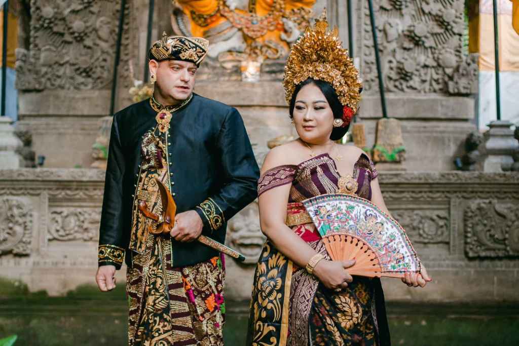 Wayne & Lisa | Undangan Pernikahan