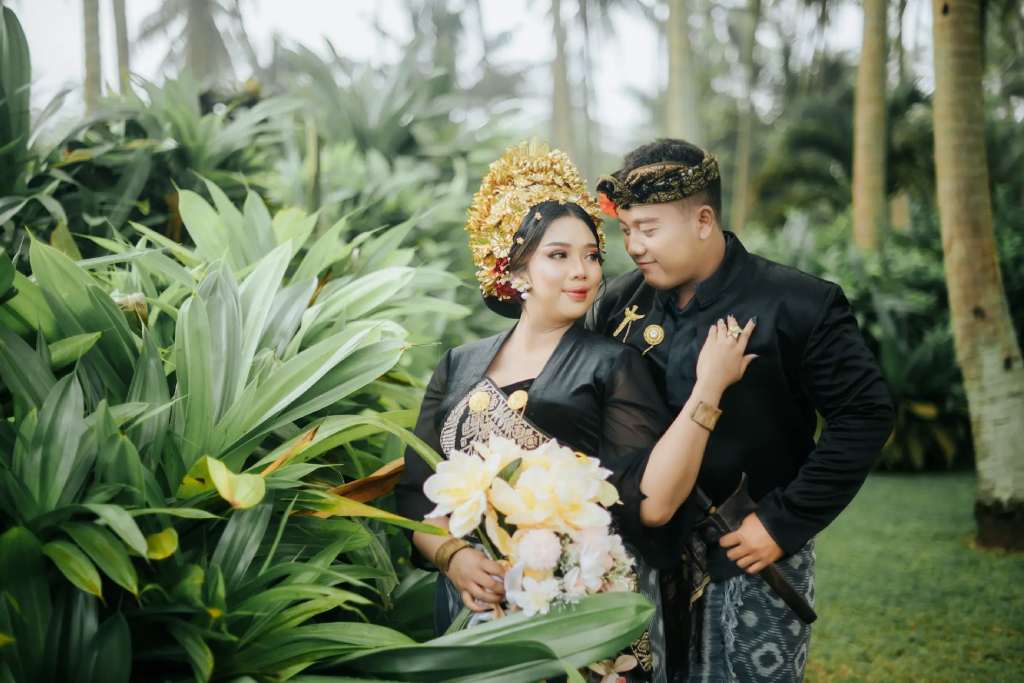 Tude & Ayu | Undangan Pernikahan dan Mepandes