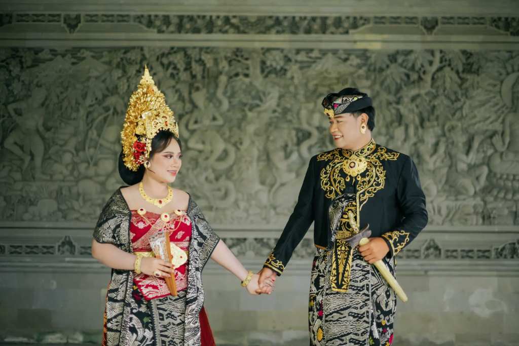Dek W & Endri | Undangan Pernikahan dan Mepandes