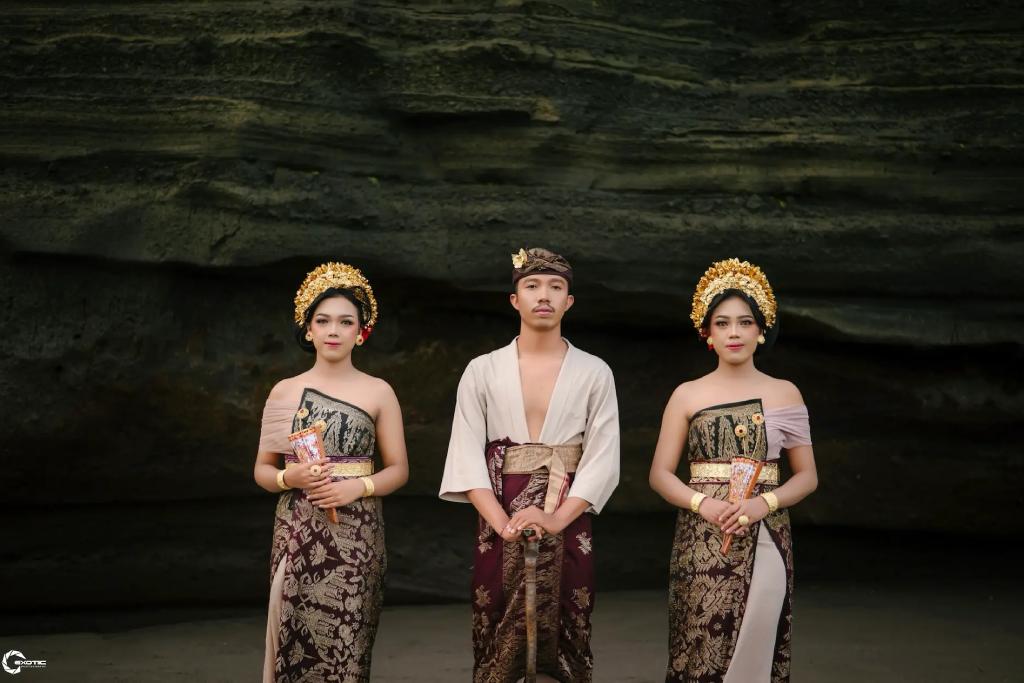 Sanji, Sidhi & Yusri | Undangan Mepandes